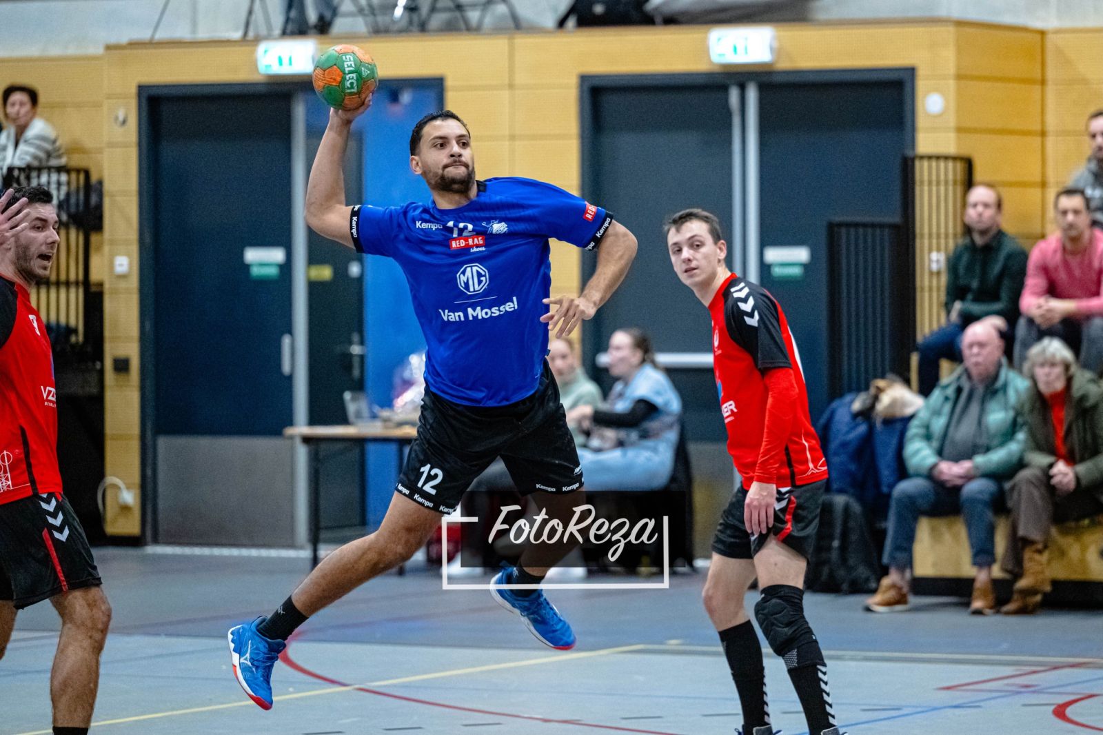 WHC/HERCULES MOET DIEP GAAN TEGEN OPVALLEND STERK TACHOS ...