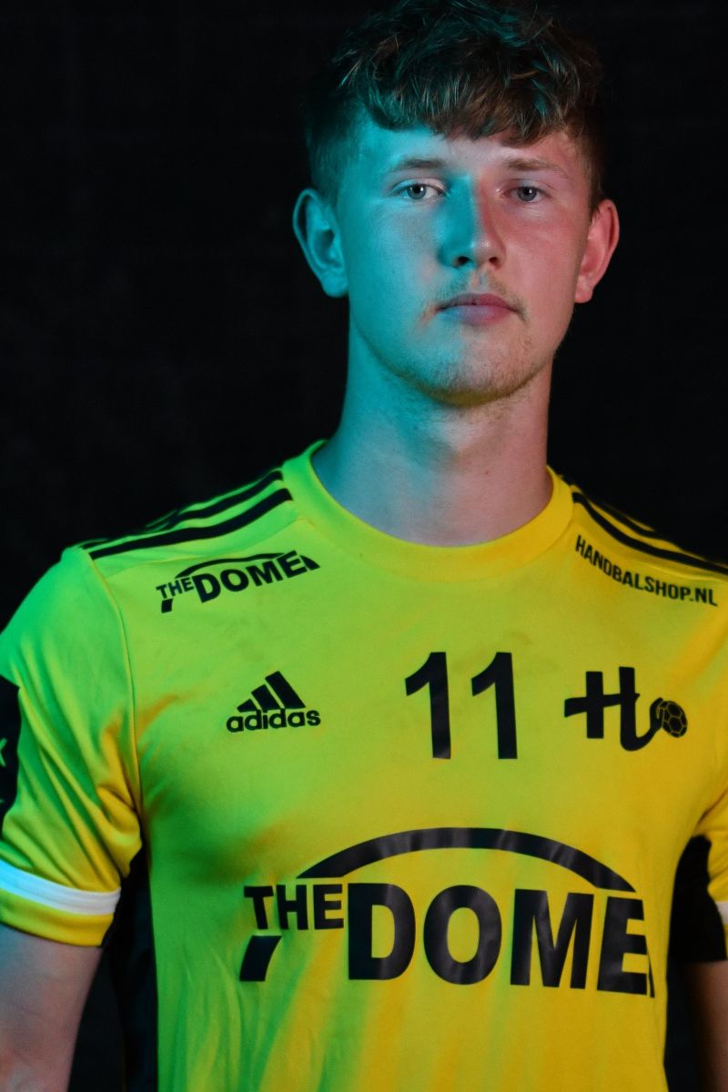 BOY VAN EIJK KAN HANDBALLEN EN PRIVÉLEVEN BIJ HELLAS COMBINEREN ...