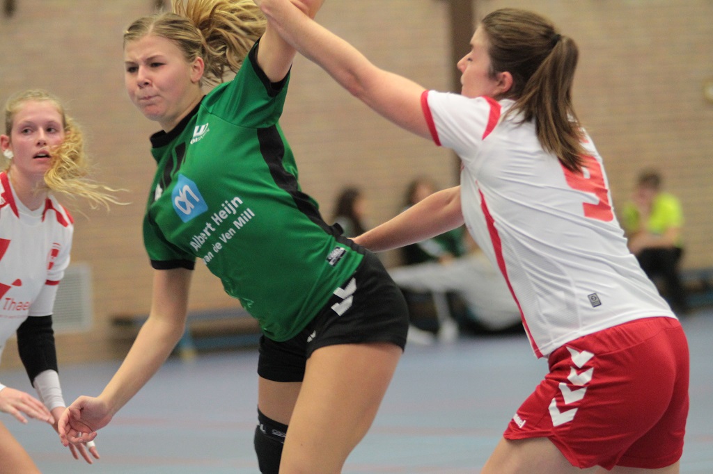 MHV ’81 PAKT PUNTEN VAN ZVBB’21 | Handbalstartpunt - Dé handbalwebsite ...