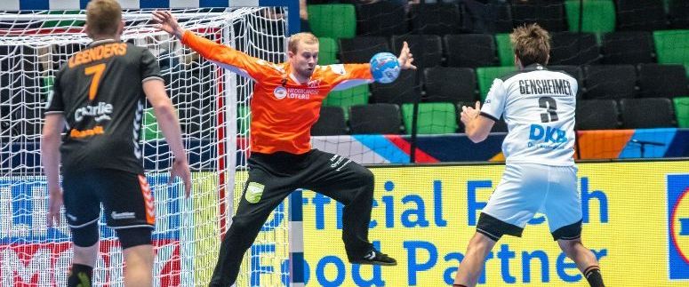 DE BALLEN WORDEN OPGEPOMPT: HOE KAN DUITSLAND NEDERLAND AFSTOPPEN ...