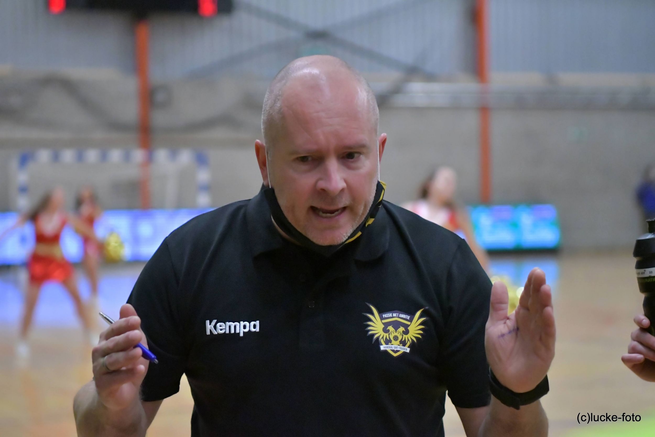 WITTE ROOK IN BEEK: RICHARD CURFS TRAINER/COACH BFC-HEREN ...