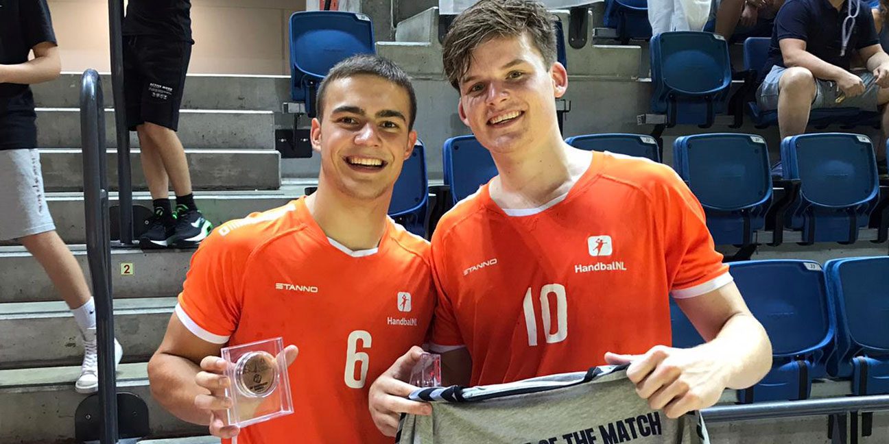 JUR EUSSEN EN KJELD DEKKER: MET BFC HOGEROP | Handbalstartpunt - Dé ...